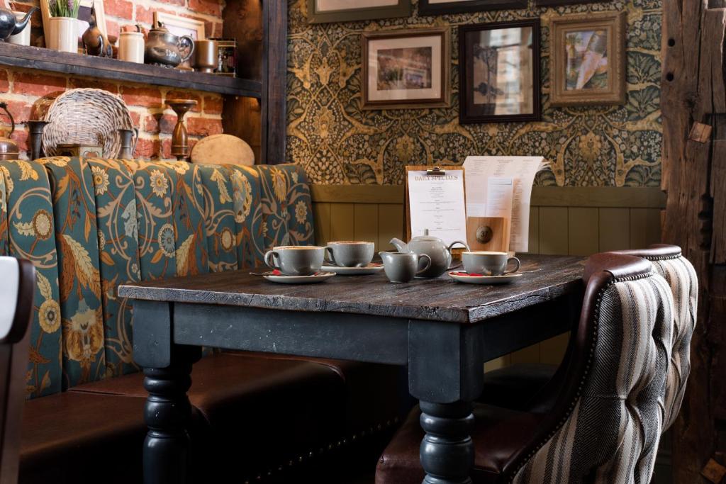 The Hog's Head Inn - The Inn Collection Group, Alnwick (updated prices ...