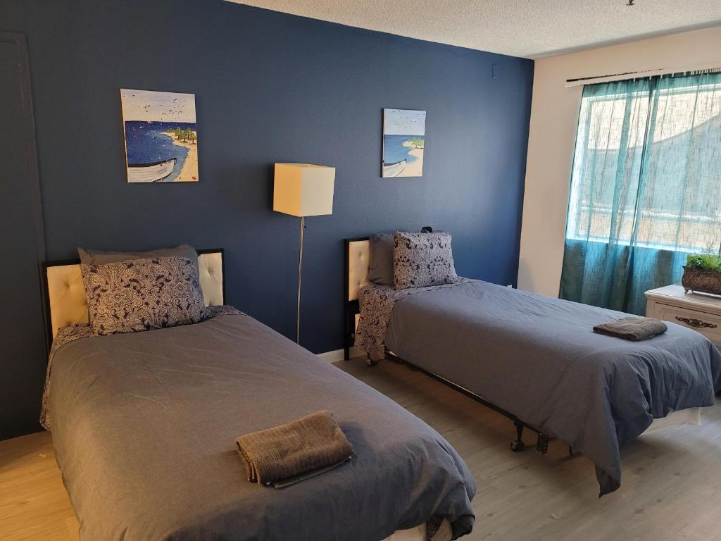 (A12) Lovely Spacious Double Bed Studio, Los Angeles (updated prices 2025)