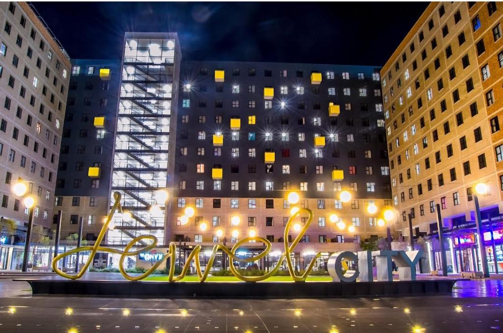 Moved 23 Whitaker Jeppestown, Johannesburg (updated prices 2025)