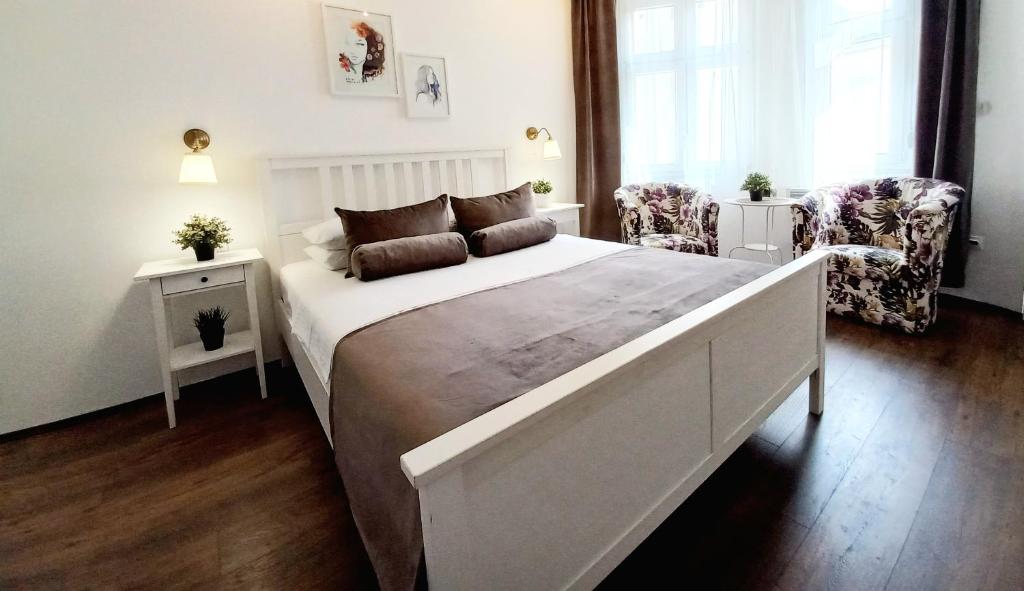 GENIUS STUDIO, Belgrade (updated prices 2025)