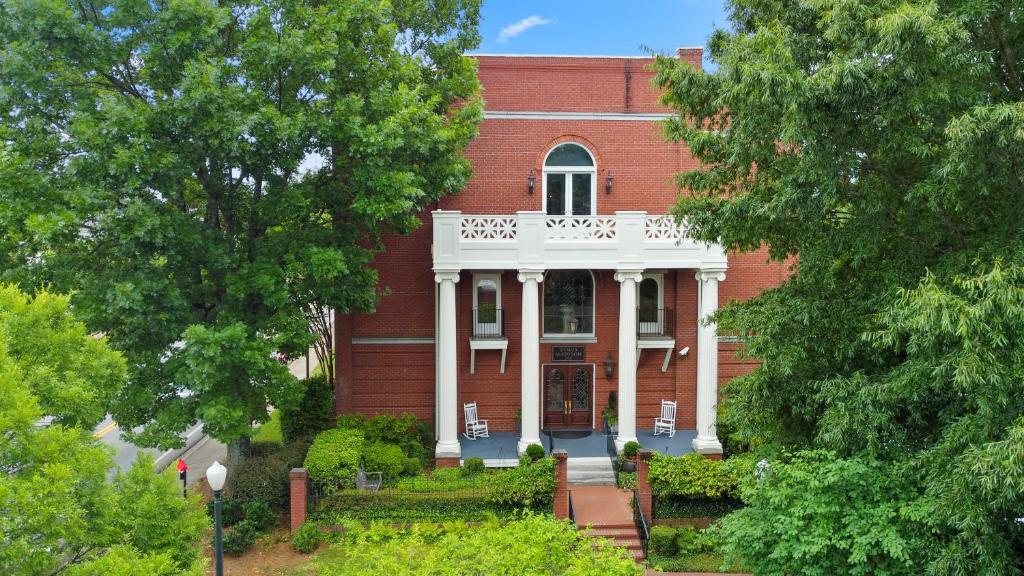 The James Madison Inn, Madison – Updated 2023 Prices