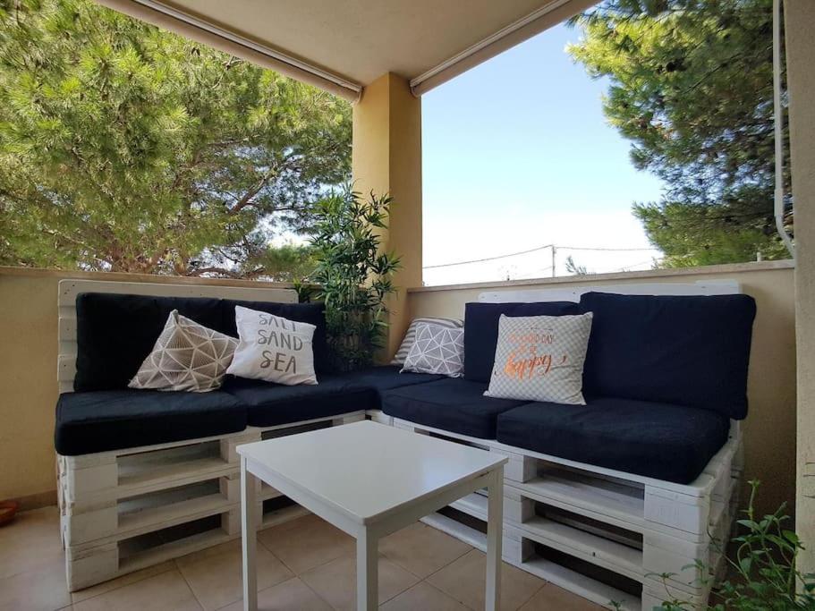 Chill And View - Lun