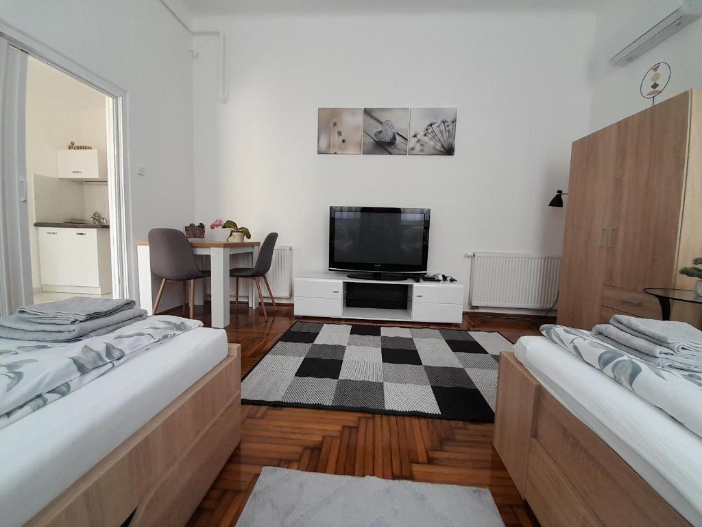 Déri Kert Apartmanház B, Baja (updated prices 2024)