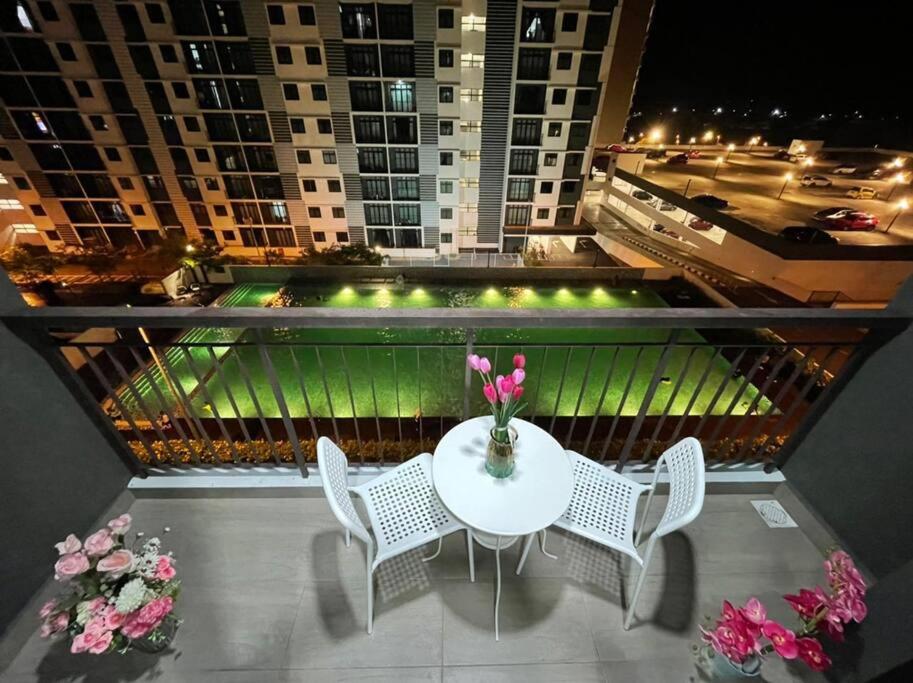 D'champs Homestay Desaru With Pool View - Bandar Penawar