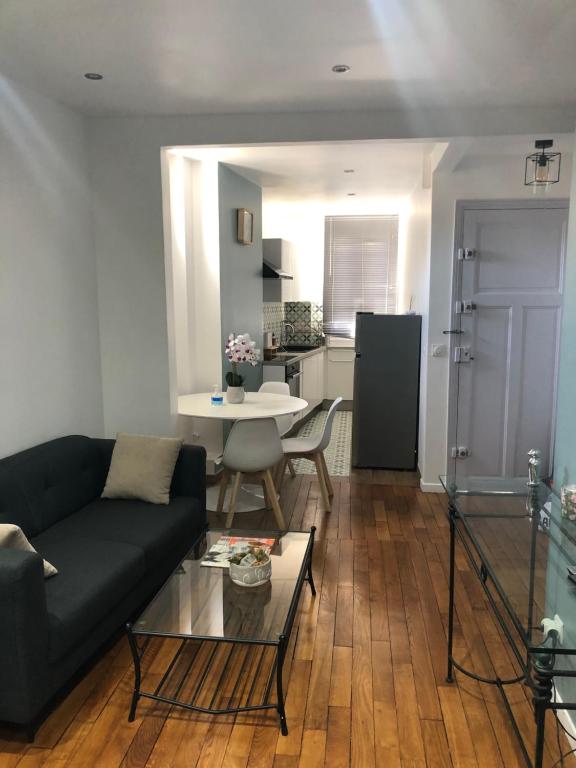 Lea, Paris (tarifs actualisés 2024)