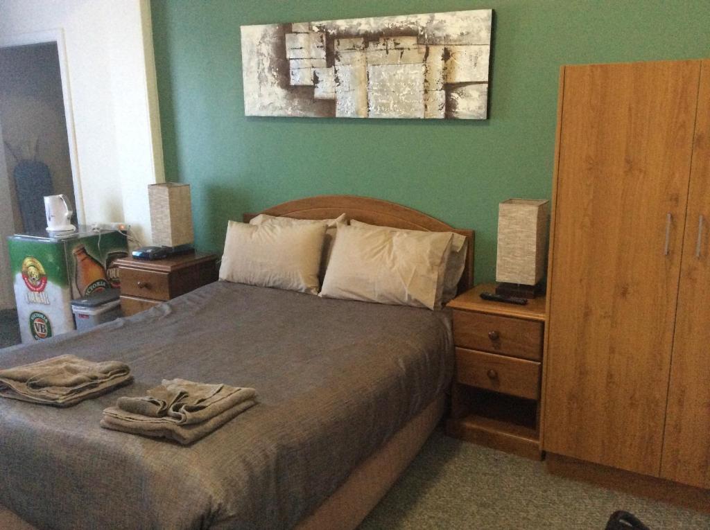 New Whyalla Hotel, Whyalla (updated prices 2025)