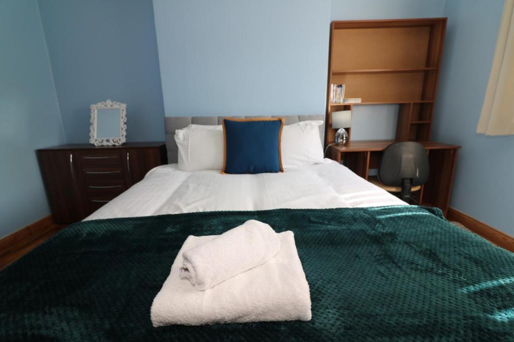 Signature - Dumbreck House, Glasgow (updated prices 2025)