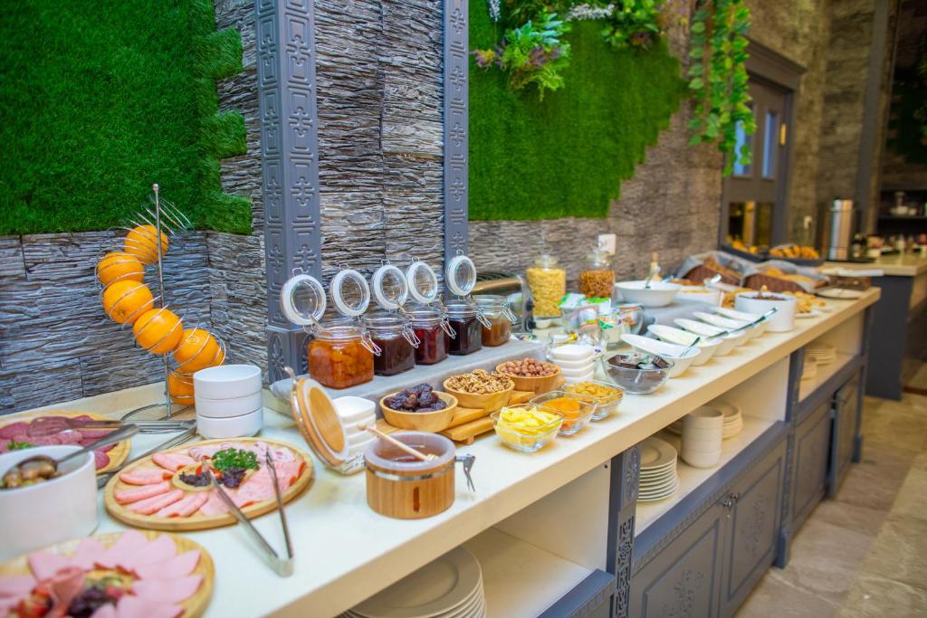 Grand Hotel Baku Central Park, Baku (updated prices 2025)