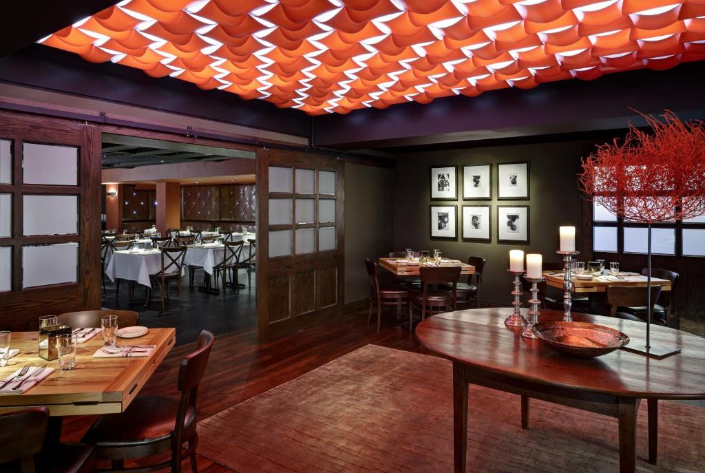 The Cheshire, Saint Louis (updated prices 2025)