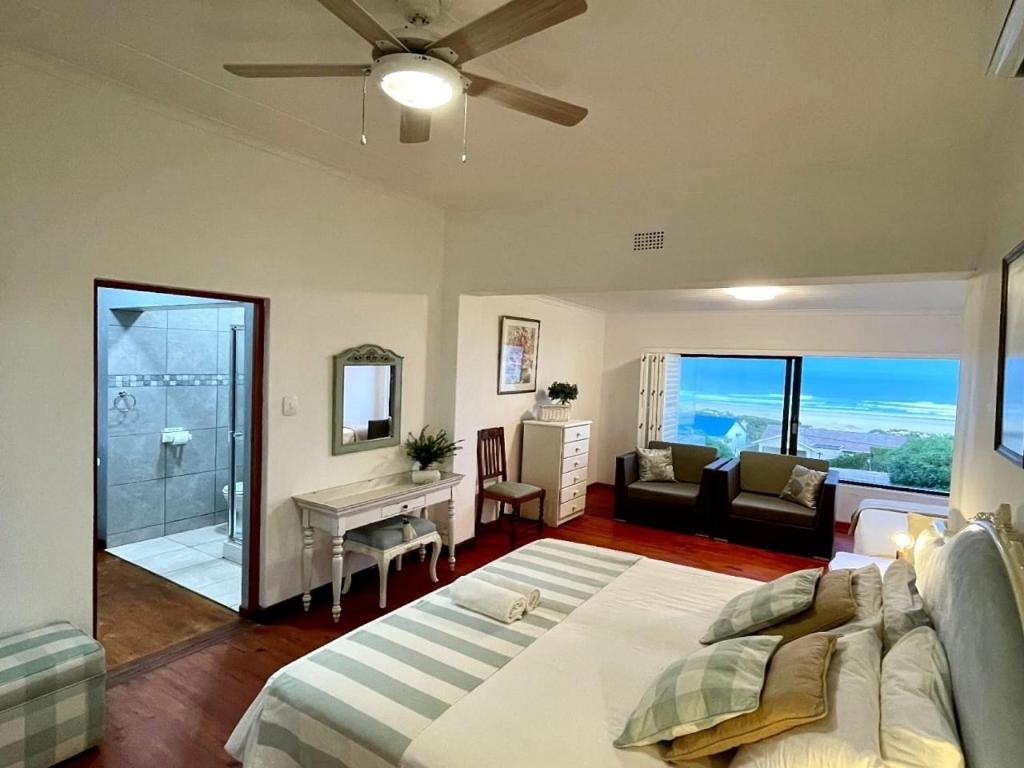 Oyster Bay Ten On Tornyn, Oyster Bay (updated prices 2025)