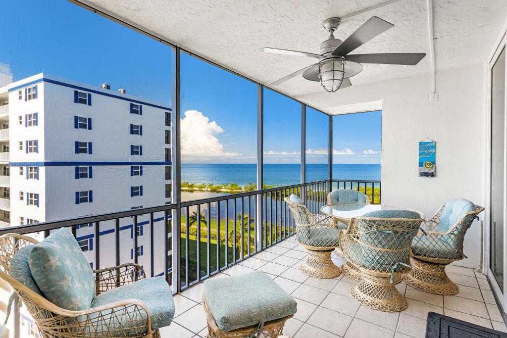 Island Reef 703, Fort Myers Beach (updated prices 2025)