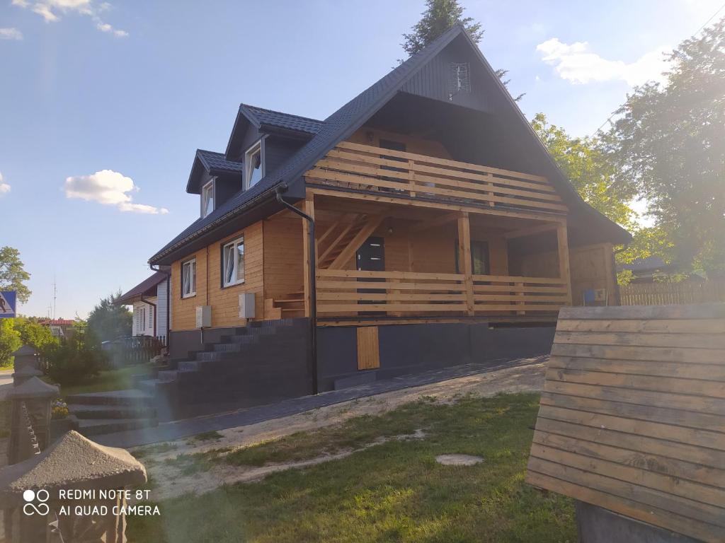 Domek przy parku | Apartment in Susiec, Poland