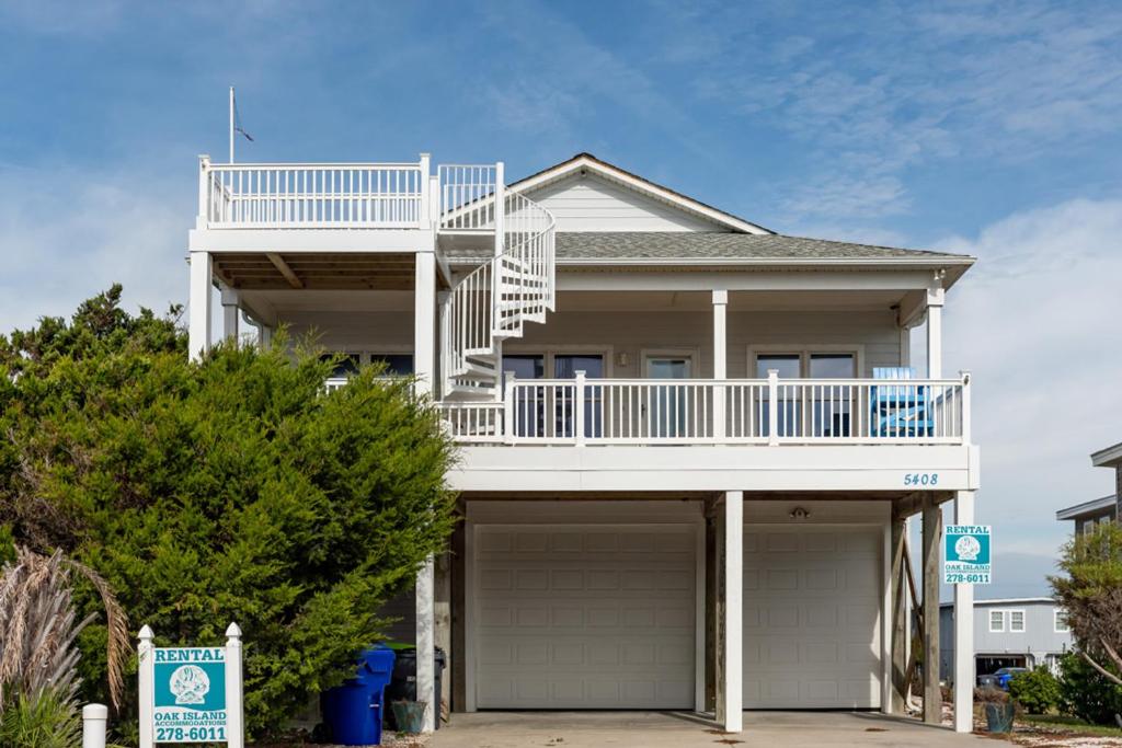 The Surf Shack by Oak Island Accommodations, Oak Island (updated prices ...