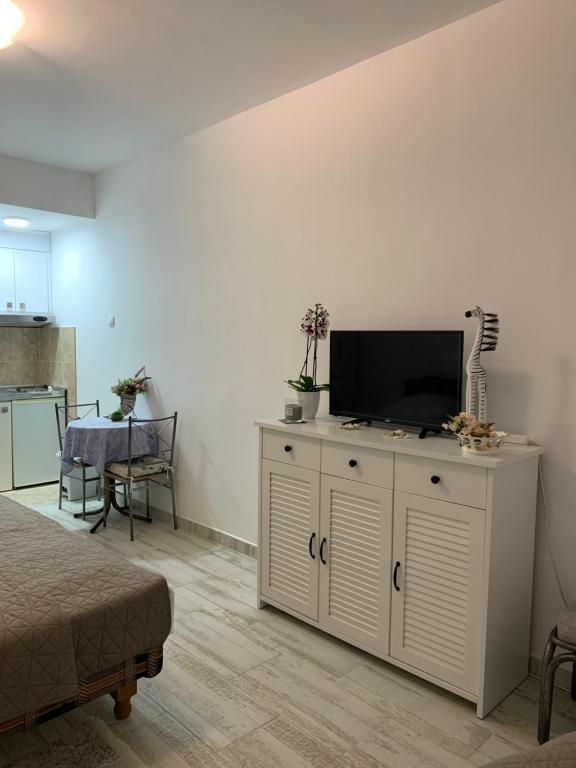 Studio apartmani Ribar, Igalo – Updated 2023 Prices