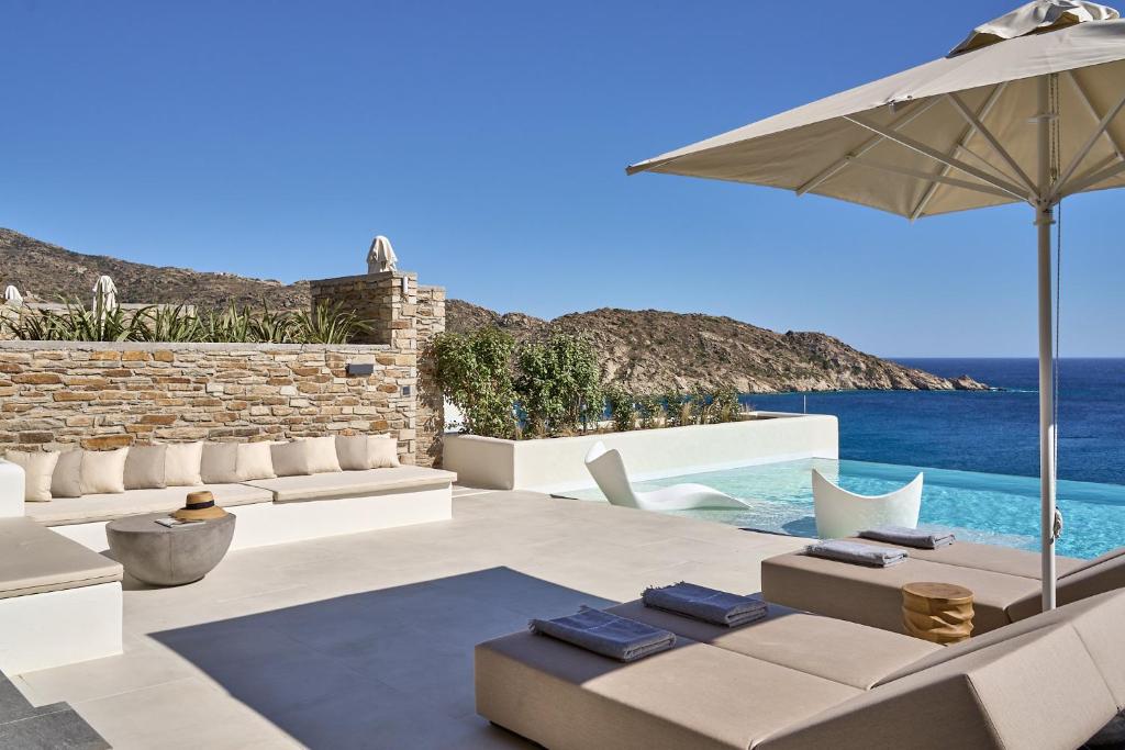 Ios Grand Pool Suites, Mylopotas (updated prices 2025)