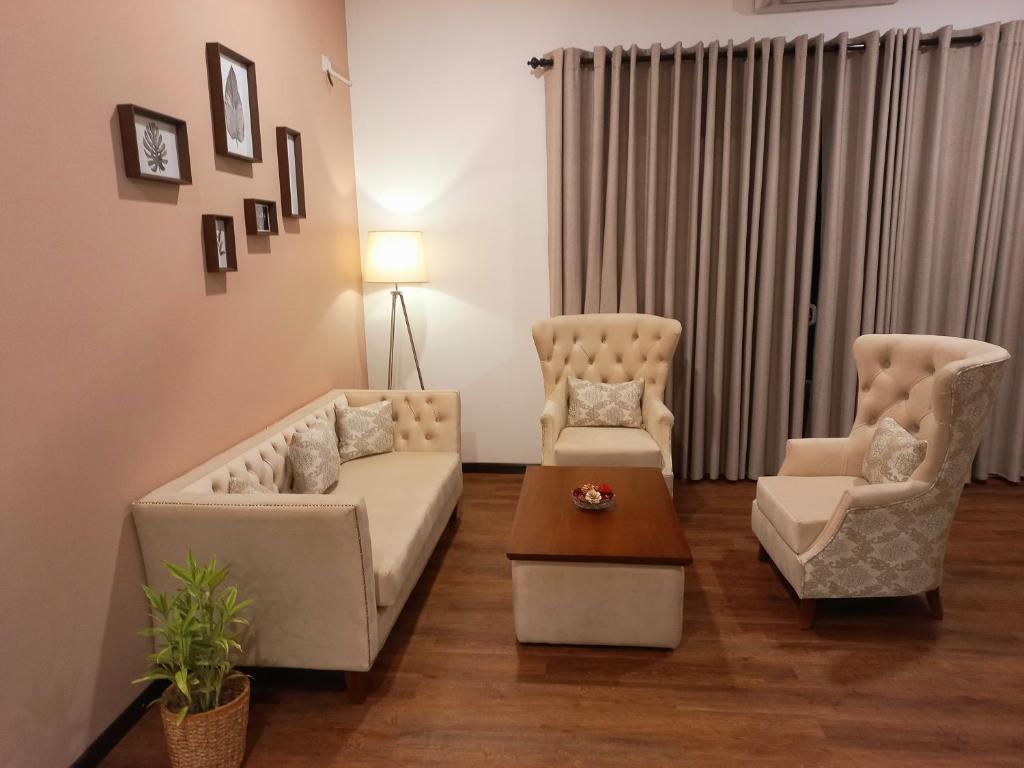 NINETY-NINE APARTMENTS - Kurunegala