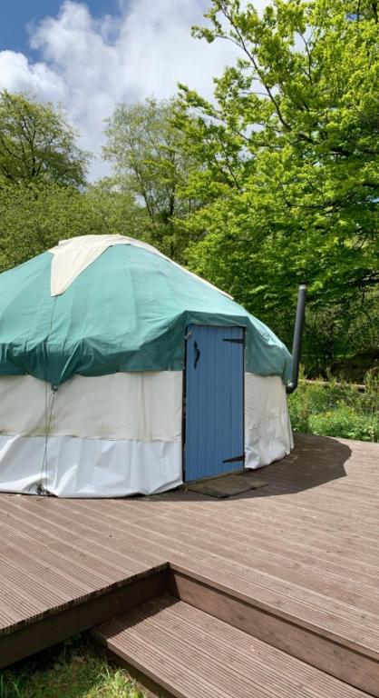 Yurt glyncoch isaf farm, Llangrannog (updated prices 2026)