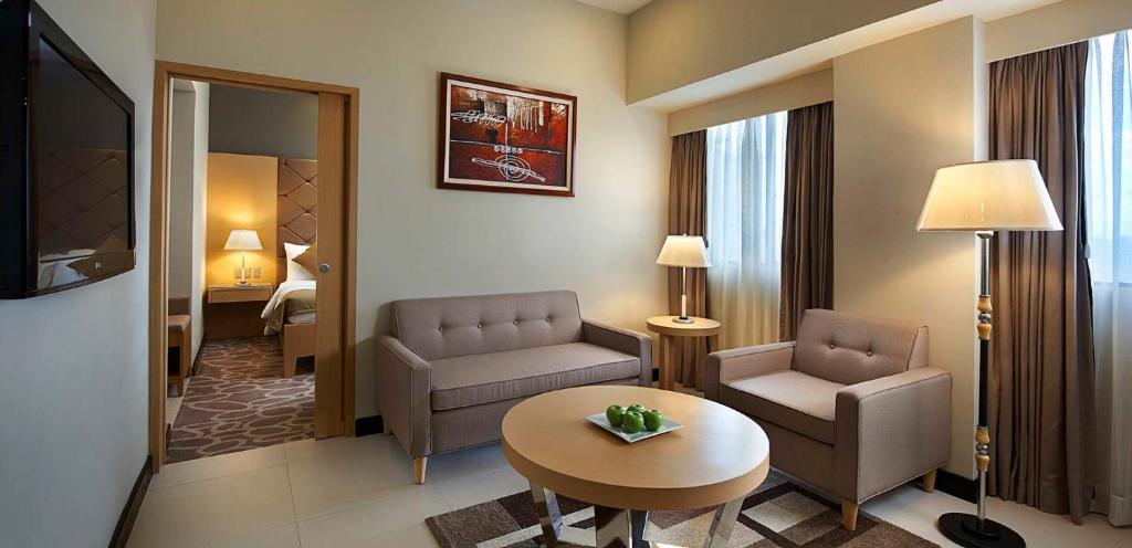 Berjaya Makati Hotel, Manila (updated prices 2025)