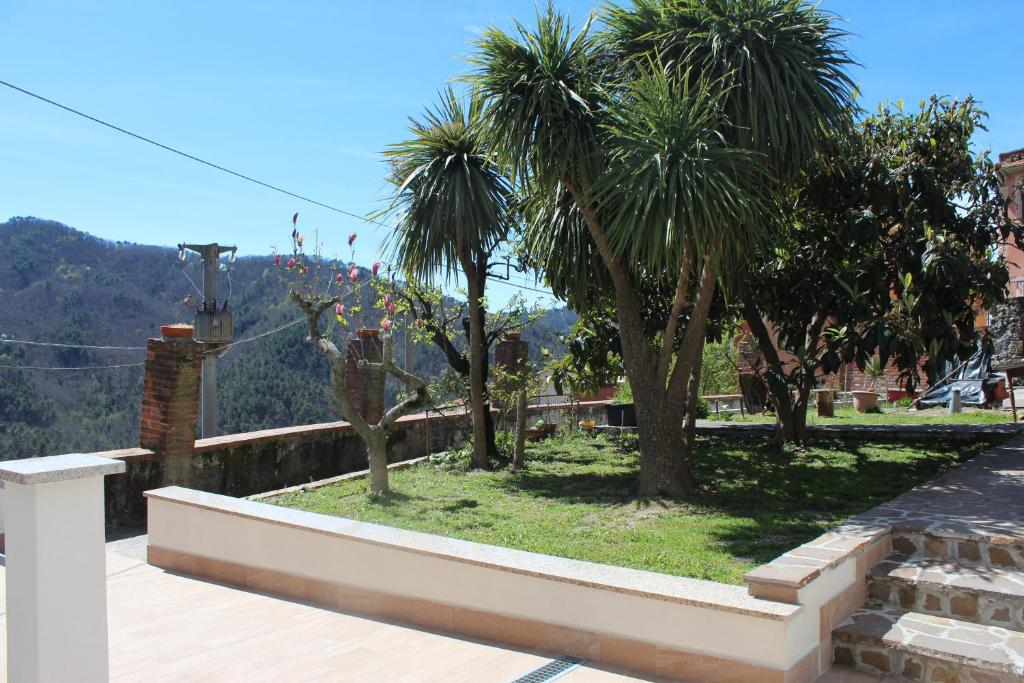 Appartamento In Piccolo Borgo Immerso Nel Verde - Deiva Marina