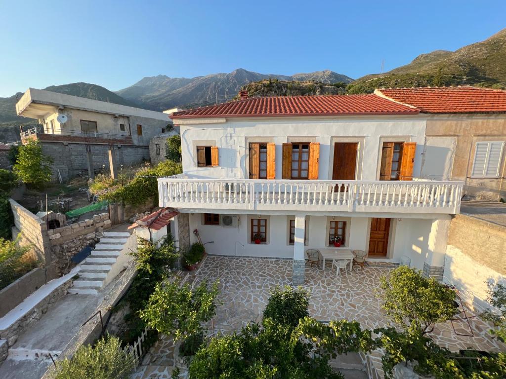 Emilios Traditional Villa, Dhërmi (updated prices 2026)