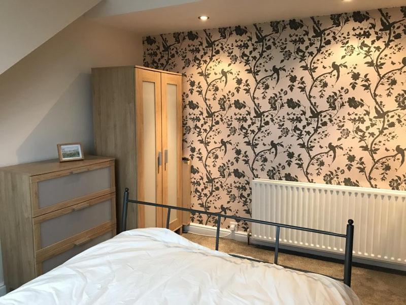 Homestay Near Roundhay Park, North Leeds - Leeds