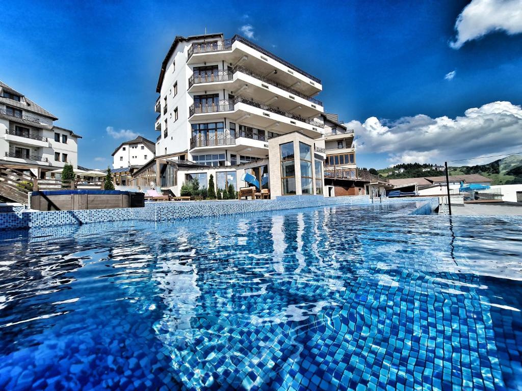 Milmari S70 Kopaonik, Kopaonik (updated prices 2025)