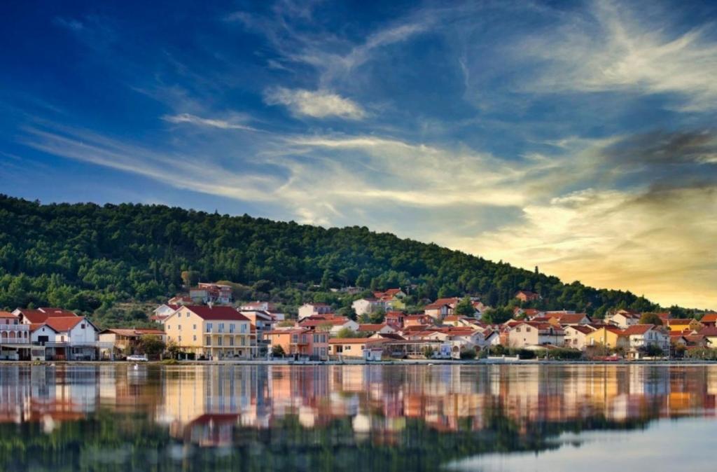 Nika, Bilice (updated prices 2025)