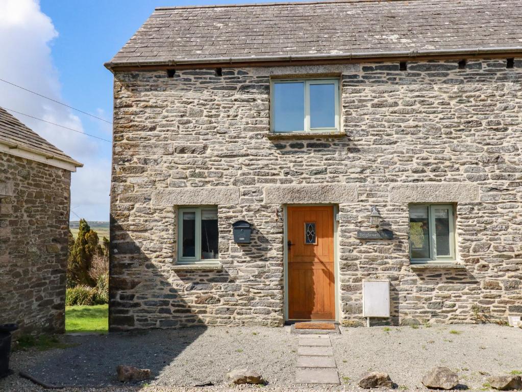Brightwell Barn, Launceston (updated prices 2025)