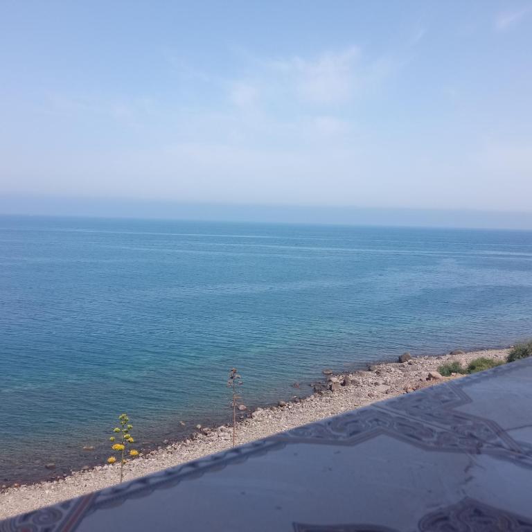 Cheerful cottage on Al Hoceima bay, Hdîd (updated prices 2024)