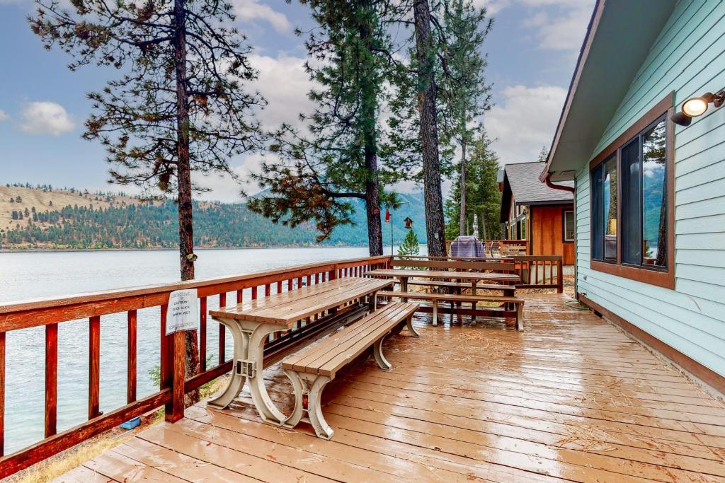 Time Out, Joseph (updated prices 2026)