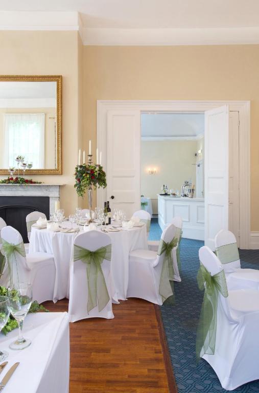 The Queen's Inn, Hawkhurst (updated prices 2025)