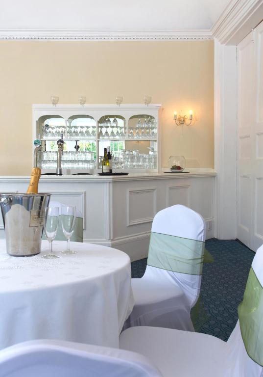 The Queen's Inn, Hawkhurst (updated prices 2025)
