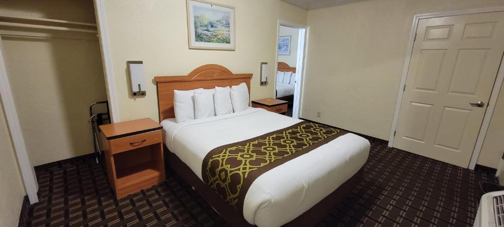Riverside Inn & Suites Santa Cruz, Santa Cruz – Updated 2023 Prices