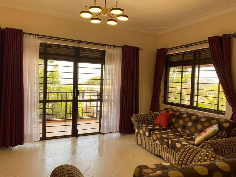 JULZ Place 3 bedroom Apartment Bukasa Muyenga, Kampala (updated prices ...