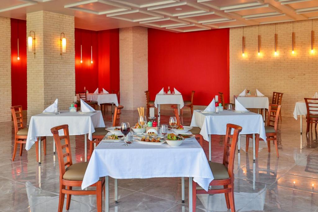 Crystal Centro Resort - Ultimate All Inclusive, Lara (updated prices 2025)