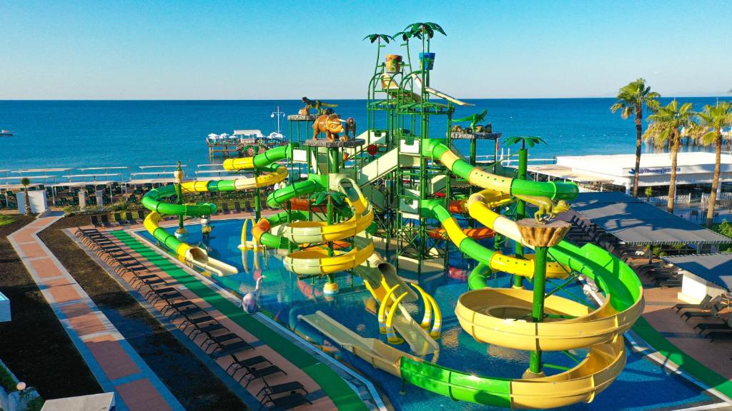 Crystal Centro Resort - Ultimate All Inclusive, Lara (updated prices 2025)