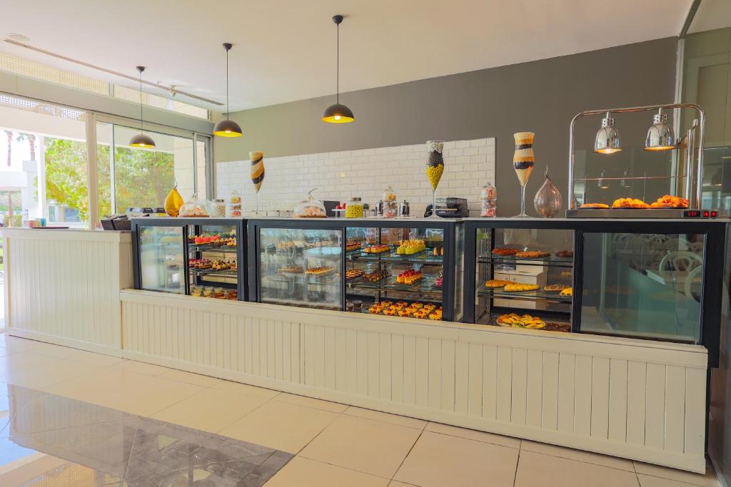 Crystal Centro Resort - Ultimate All Inclusive, Lara (updated prices 2025)