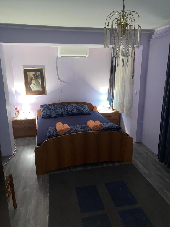 Verica, Vračar (historical) (updated prices 2025)