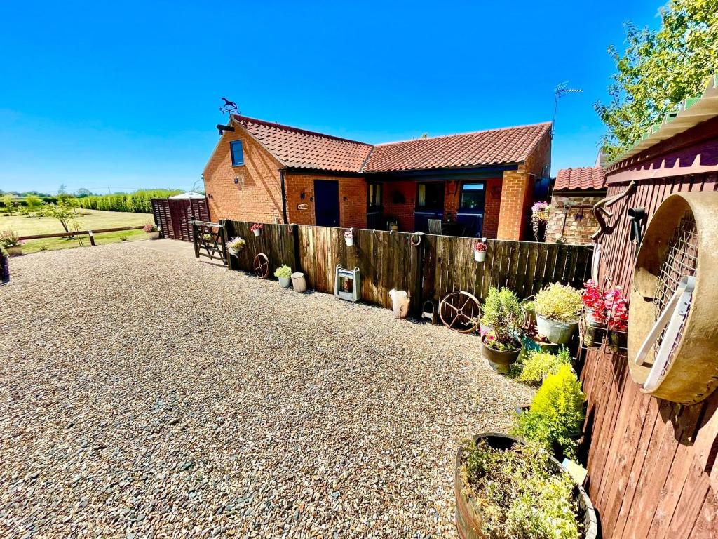 The Stables, Firsby (updated prices 2025)