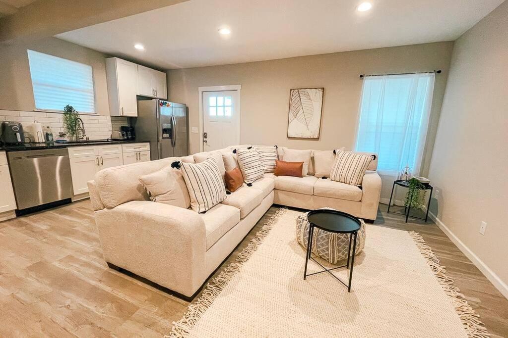 Modern & Cozy Concord Escape 2br/1bth Apt - Concord, NC