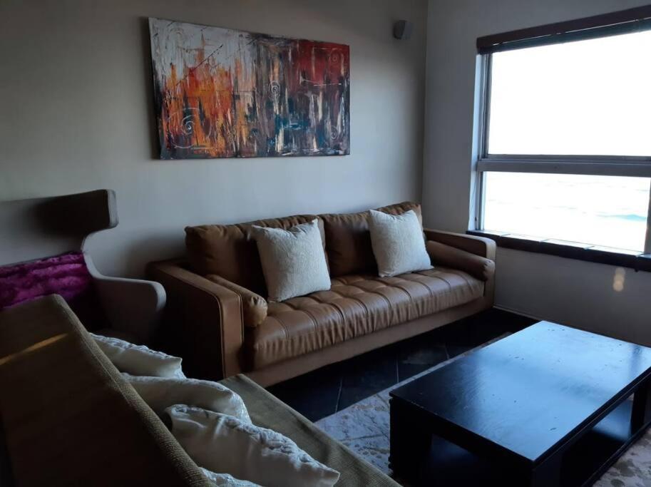 604@Amanzi 2-bedroom holiday apartment by the sea, Amanzimtoti (updated ...