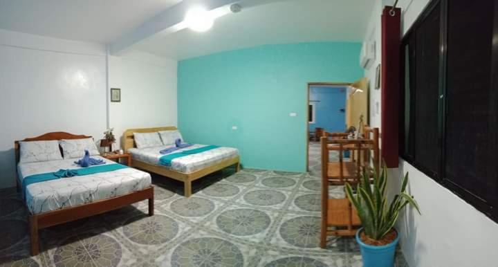 Adams View Hotel - Moalboal