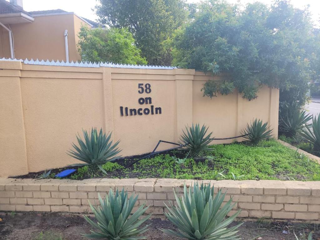 Zenith House Boston Self Catering Accomodation, Cape Town (updated ...