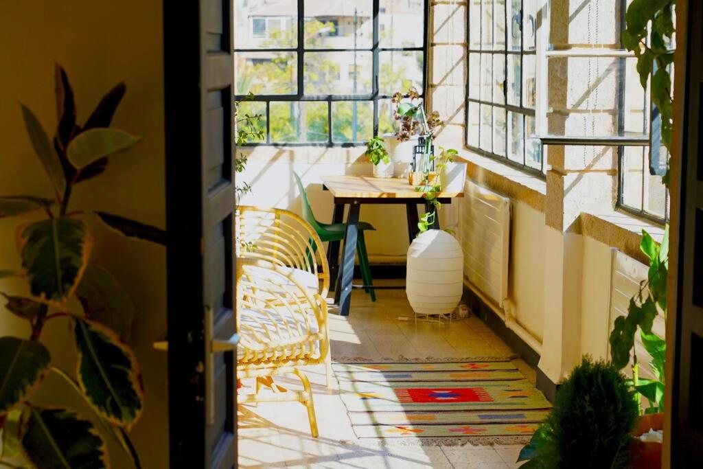 Inspiring 3Bed Unit with Sunny Balcony & Fireplace, Amman (updated ...