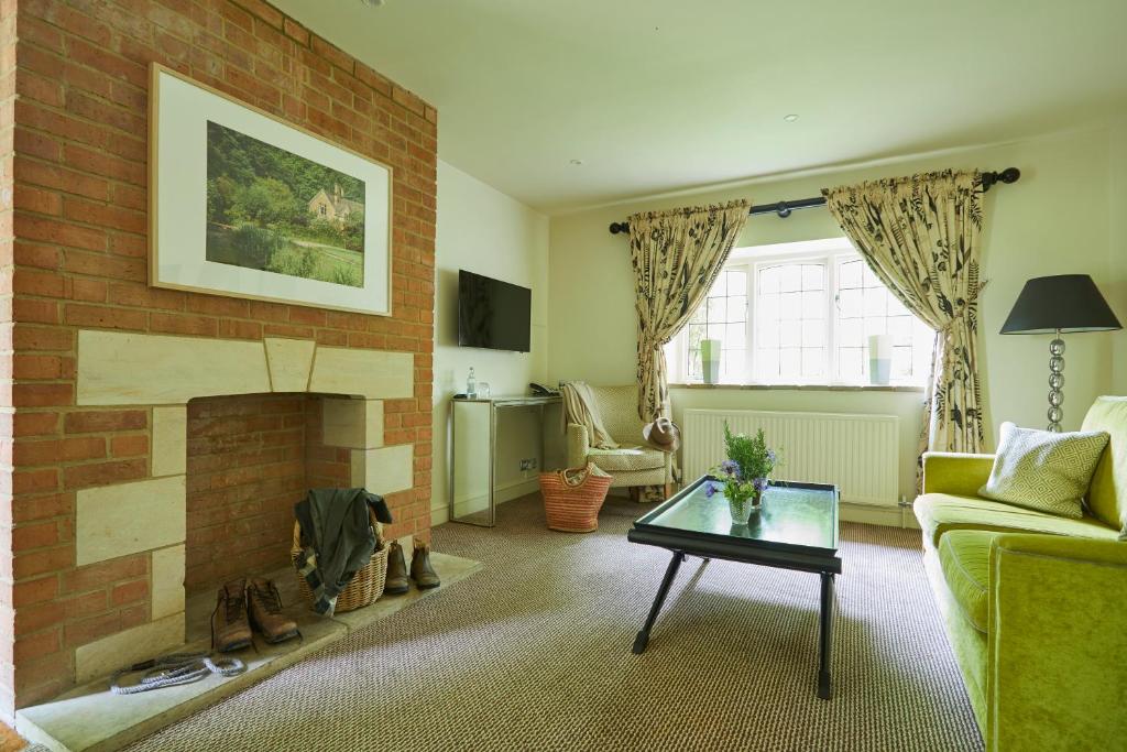 The Slaughters Country Inn, Lower Slaughter (updated prices 2025)