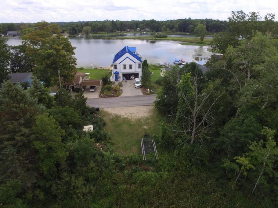 Vacation Home Campau Lake sunspot baby 4 story hot tub spa pool kayak ...