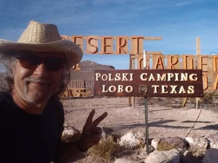 Desert Gardens Oasis Camping In Lobo, Tx - États-Unis