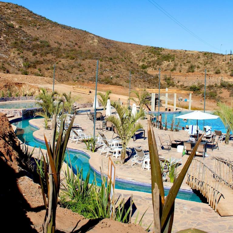 Maple Resort, Santa Rosa (updated prices 2026)