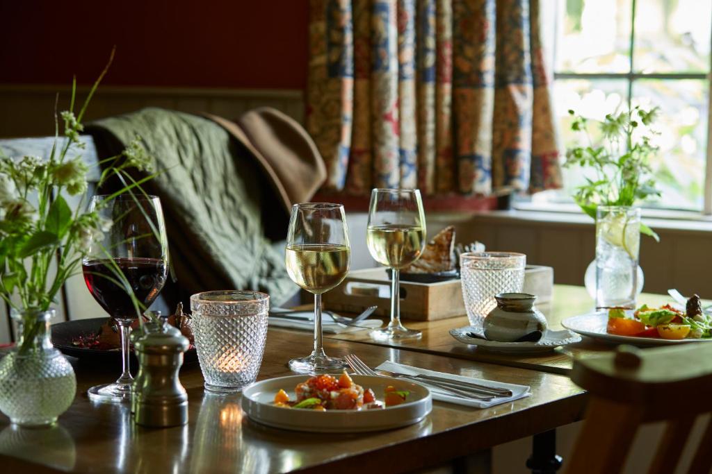 The Slaughters Country Inn, Lower Slaughter (updated prices 2025)