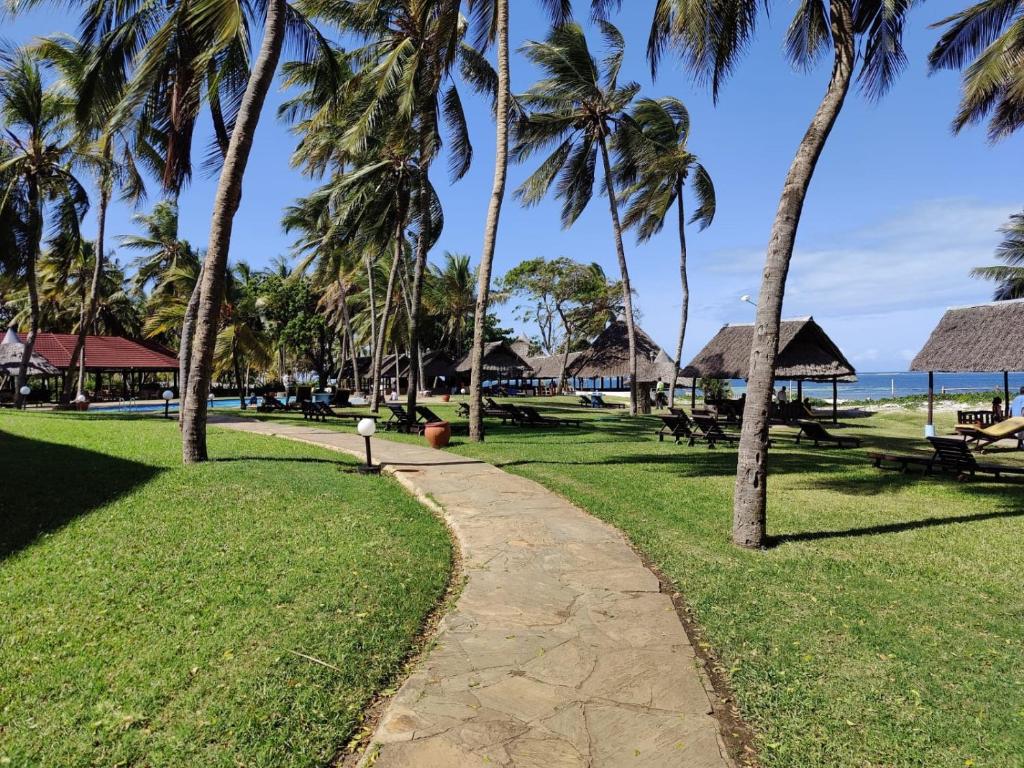 Cocoa Luxury Resort, Nyali, Mombasa, Mombasa (updated prices 2025)